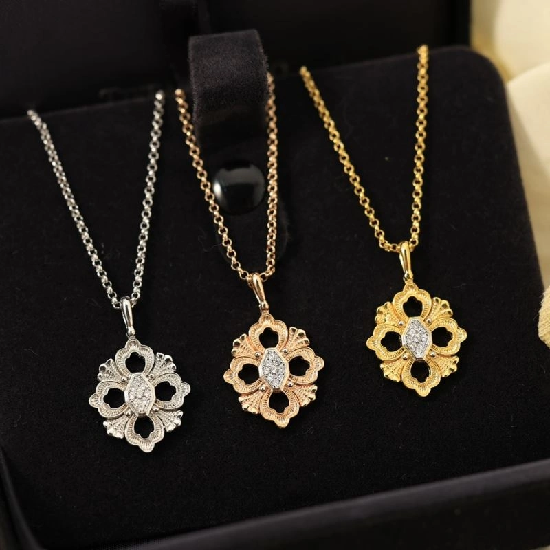Vca Necklaces