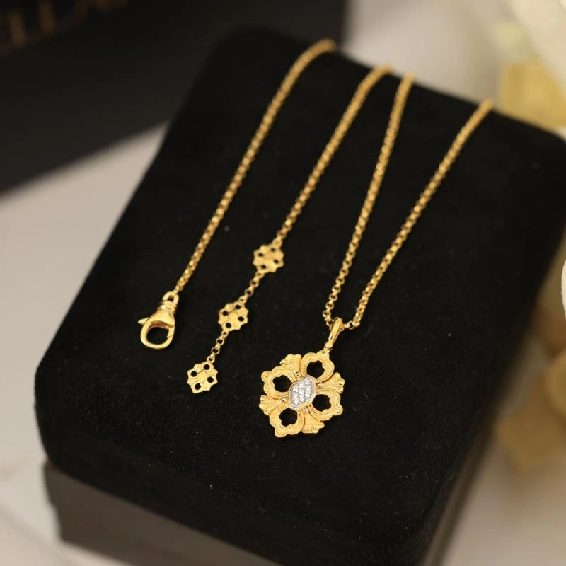 Discounted Vca Necklaces