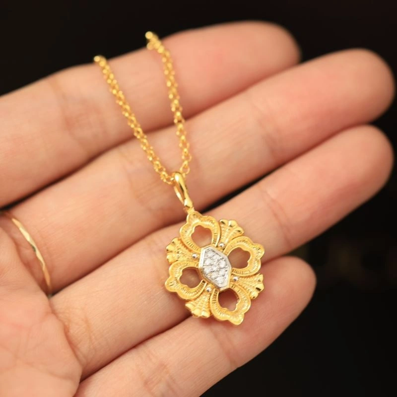 Discounted Vca Necklaces
