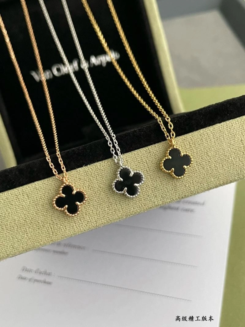 Discounted Vca Necklaces