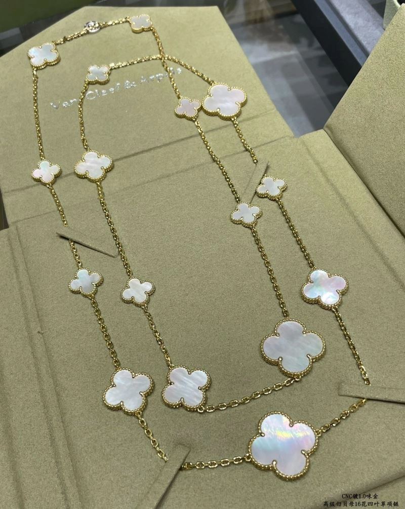 Cut-rate Vca Necklaces