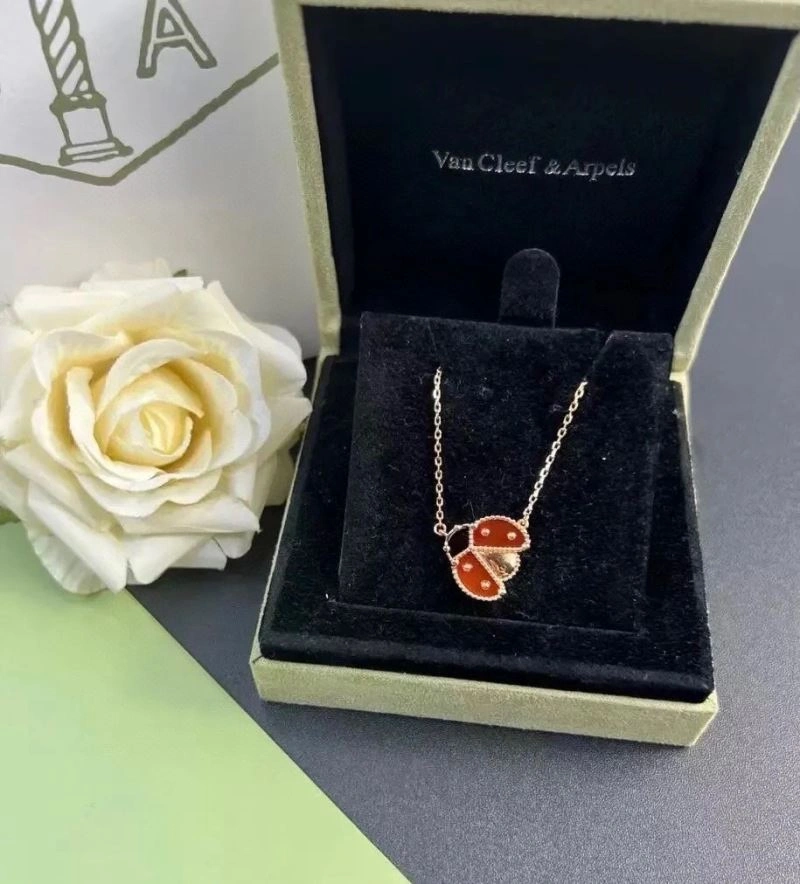 Value-priced Vca Necklaces