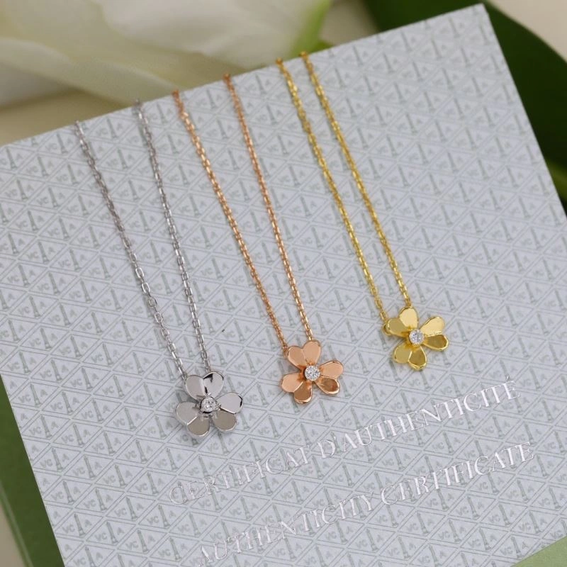 Mirror quality Vca Necklaces