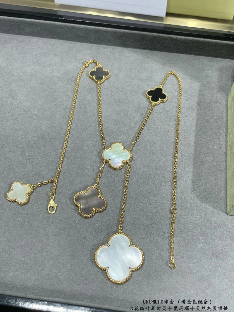 Precise copy Vca Necklaces