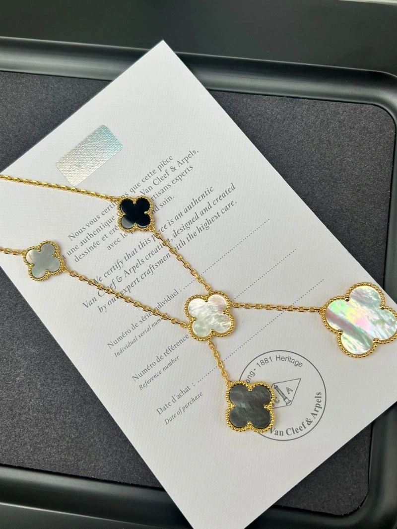 Discounted Vca Necklaces
