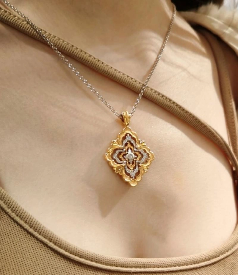 Vca Necklaces