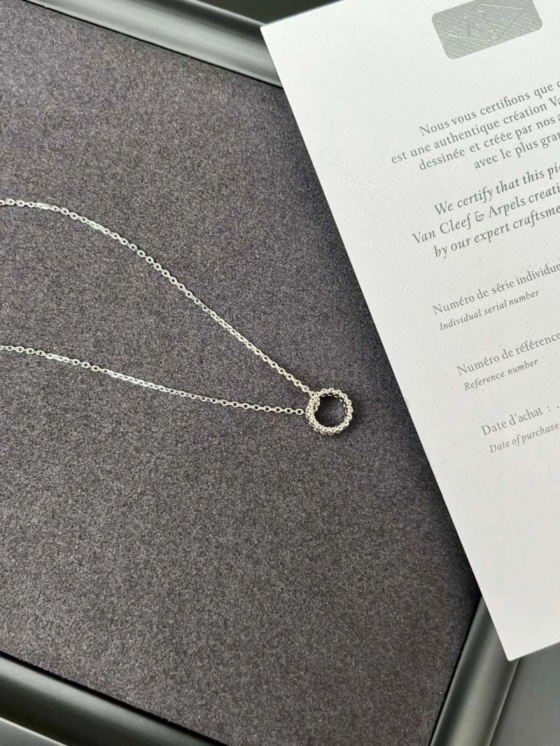 Brand-authenticated Vca Necklaces
