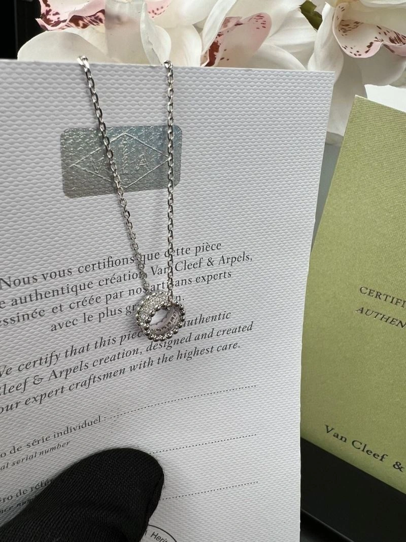 Brand-authenticated Vca Necklaces