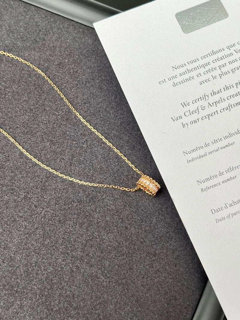 Perfect replica Vca Necklaces