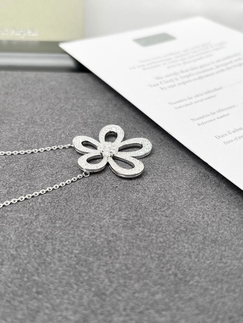 Economical Vca Necklaces