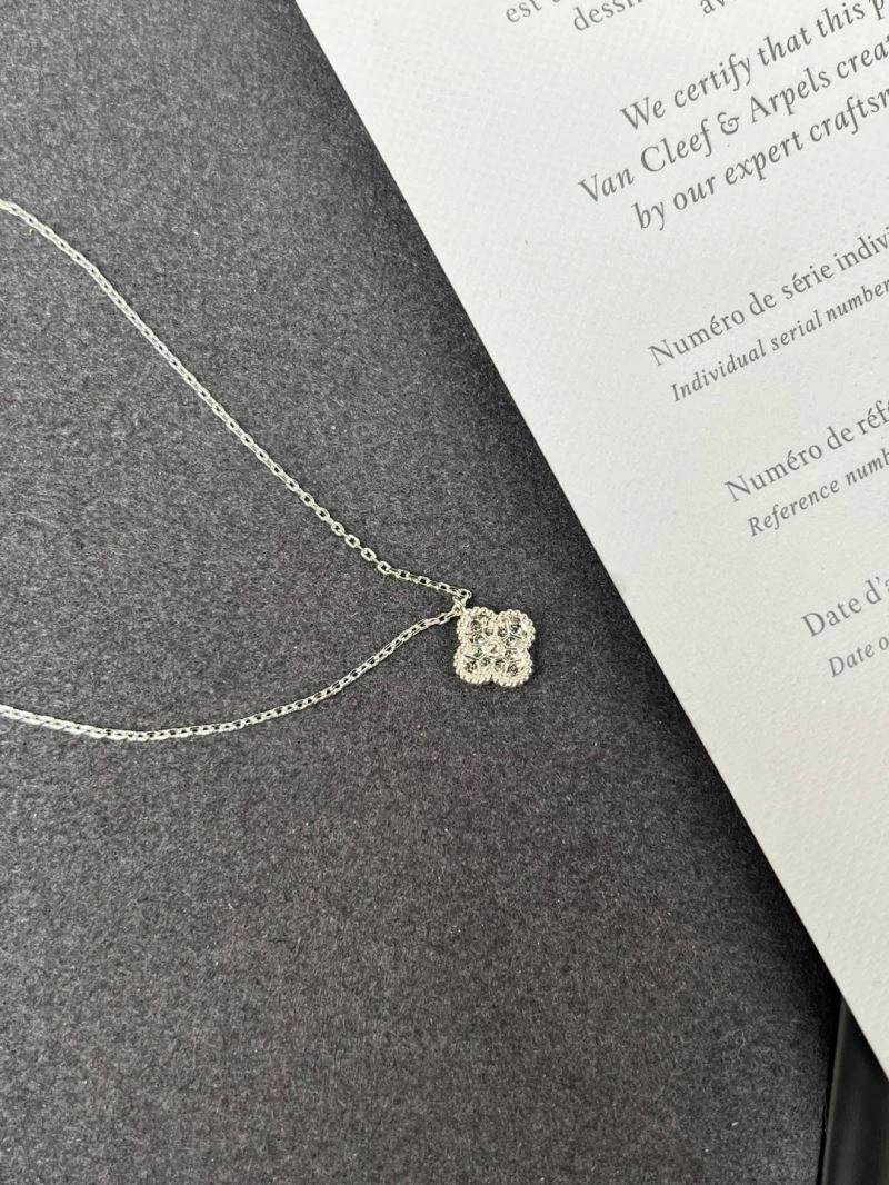 High fidelity Vca Necklaces