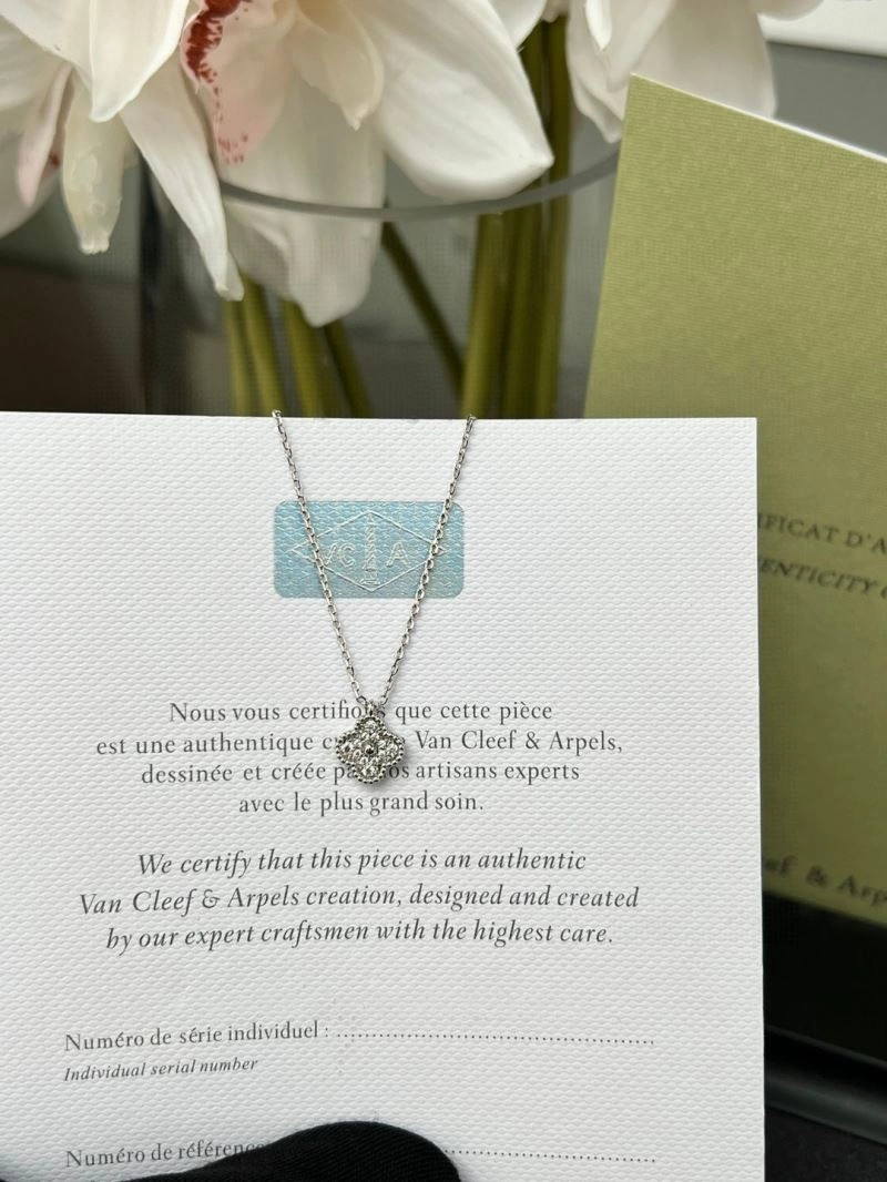 High fidelity Vca Necklaces