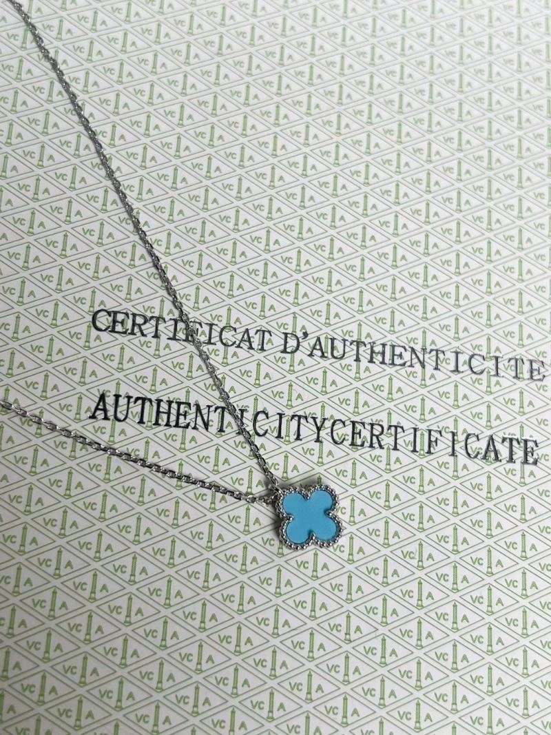 Exact replica Vca Necklaces