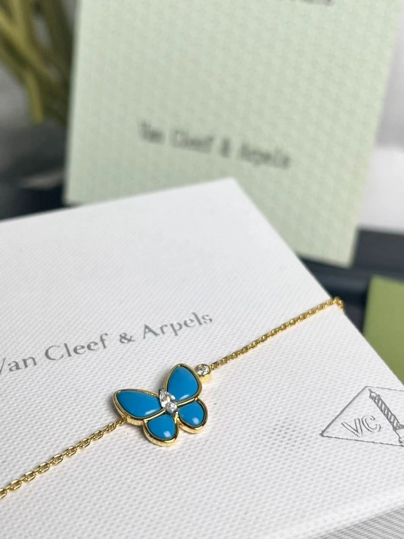Factory-made Vca Necklaces