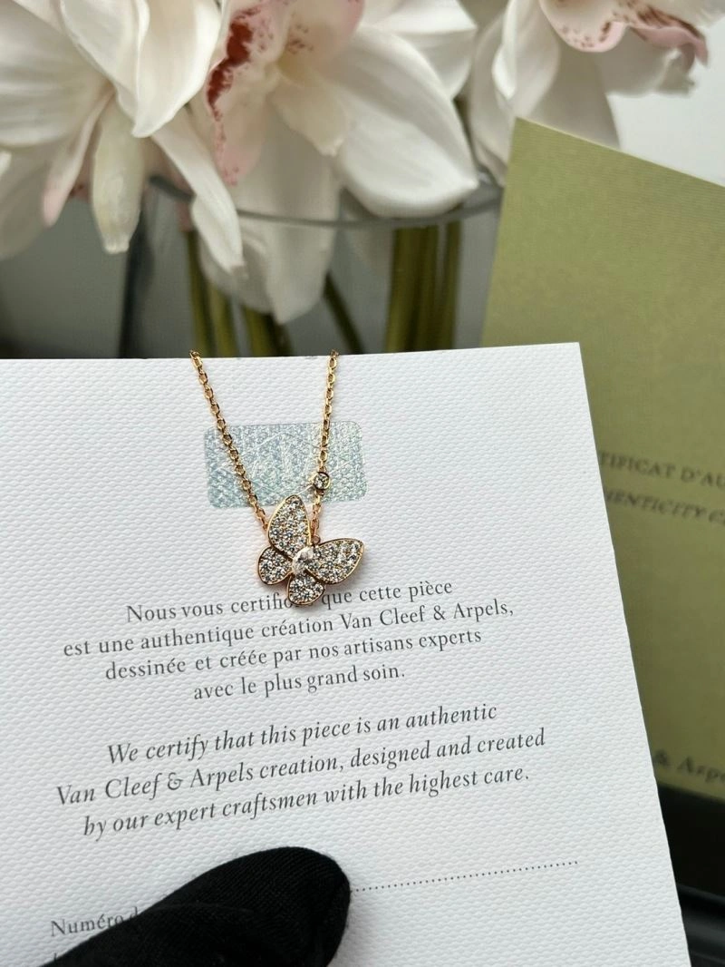 Brand-authenticated Vca Necklaces