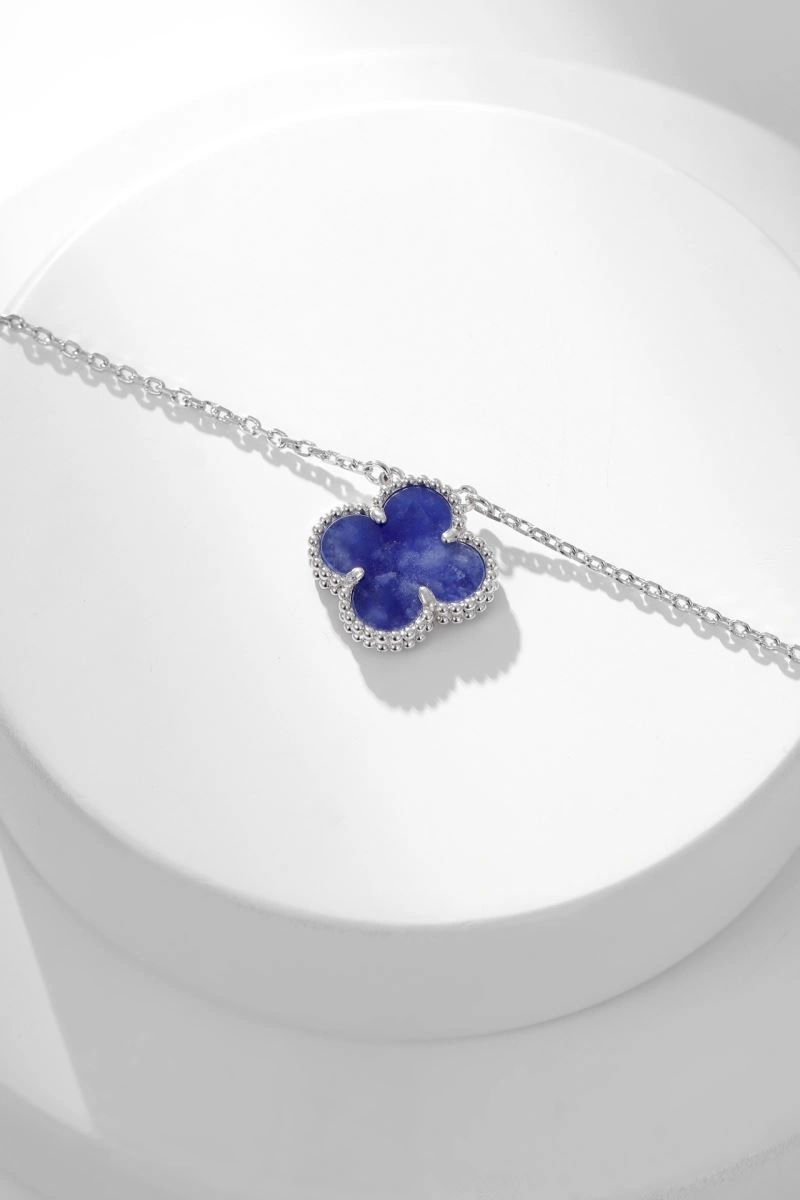 Factory-made Vca Necklaces