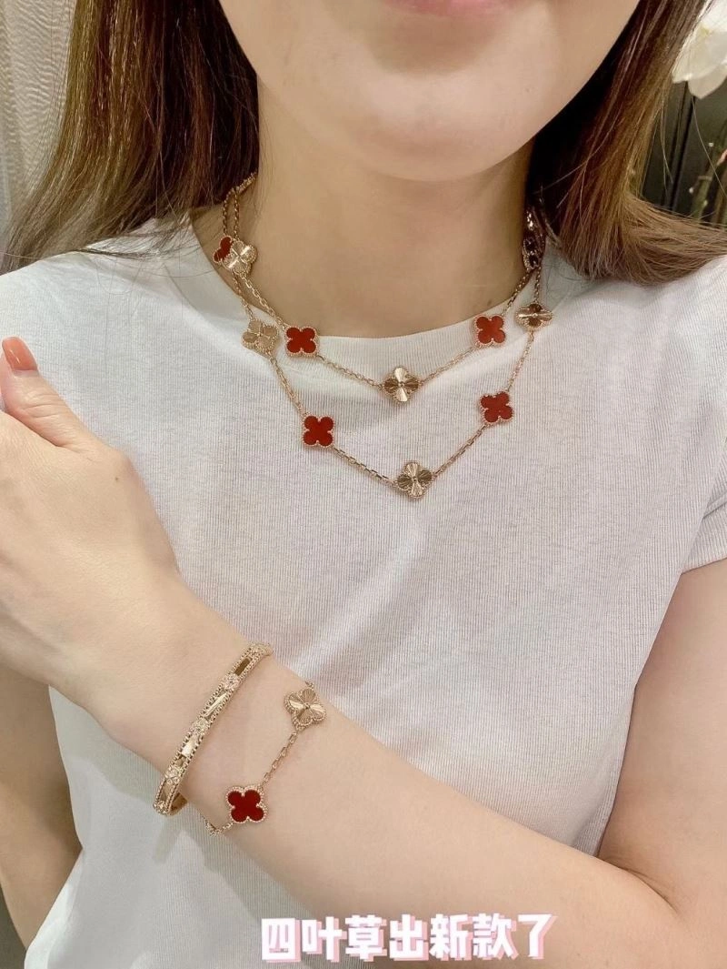 Reasonably priced Vca Necklaces