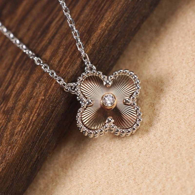 Precise copy Vca Necklaces
