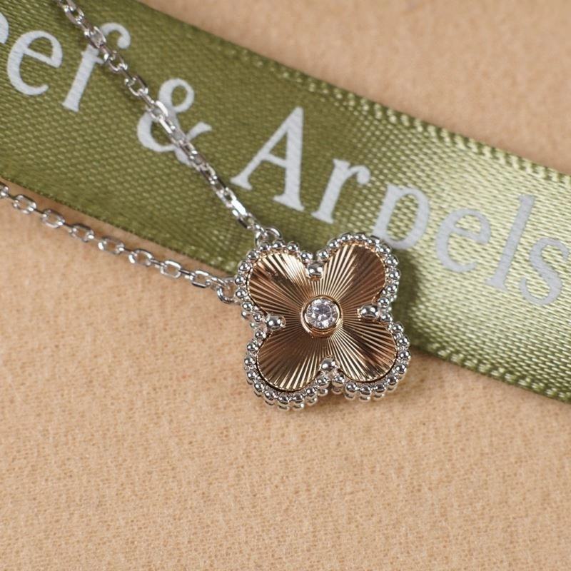 Precise copy Vca Necklaces