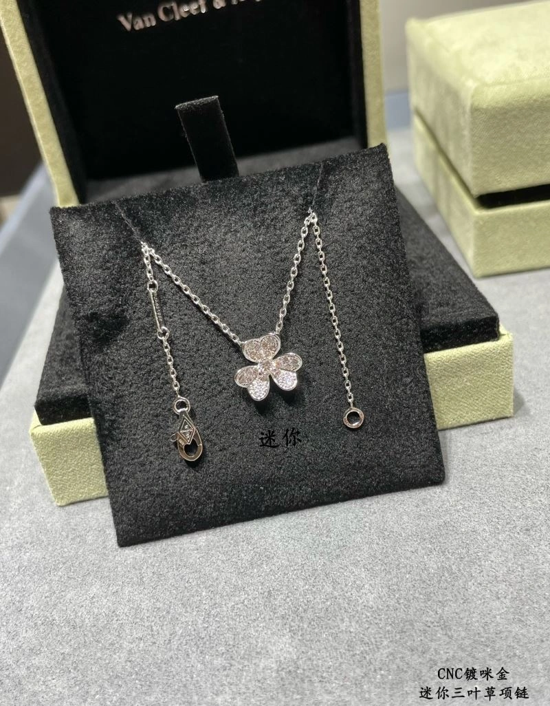 Genuine Vca Necklaces