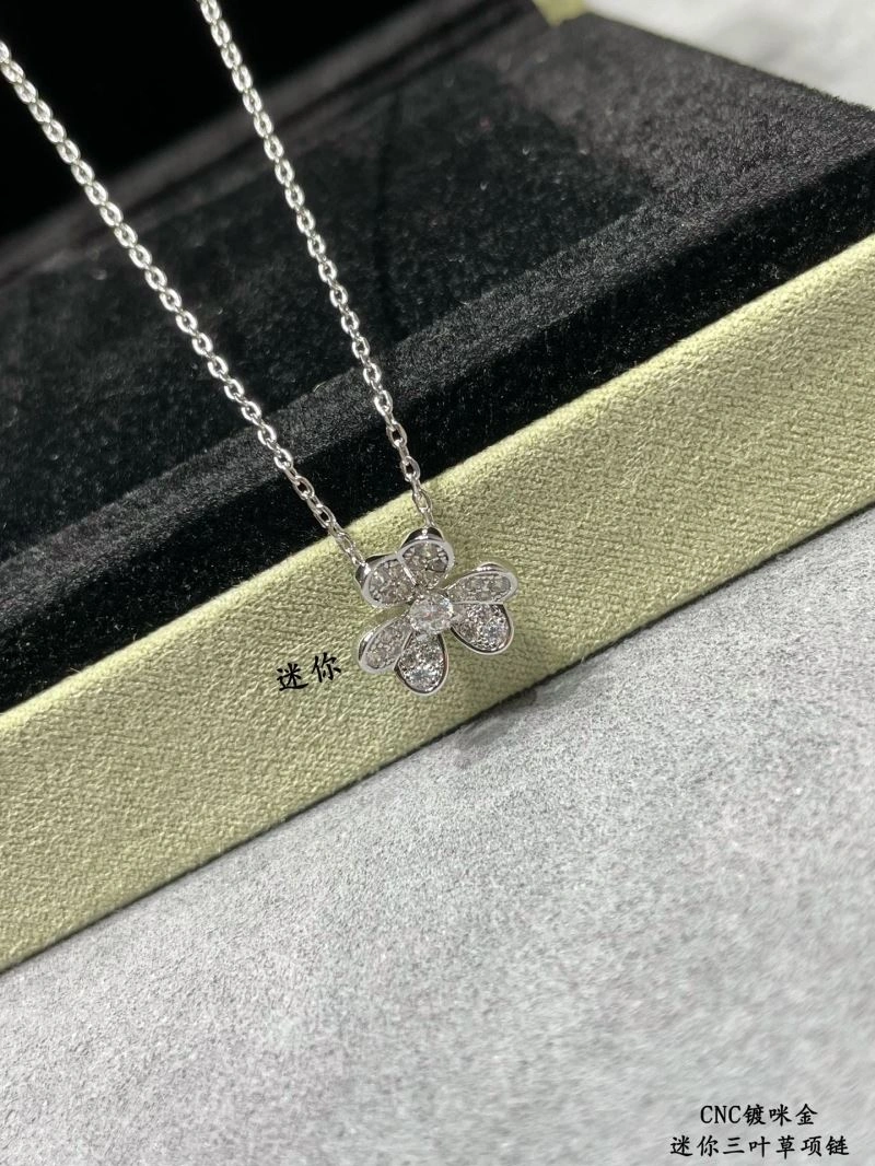 Genuine Vca Necklaces