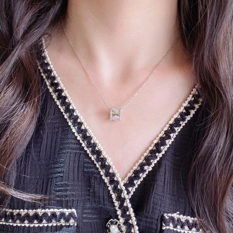 Vca Necklaces