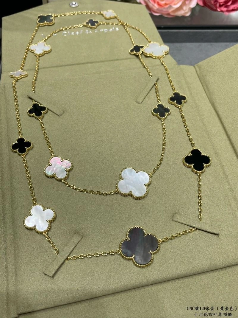OEM Vca Necklaces