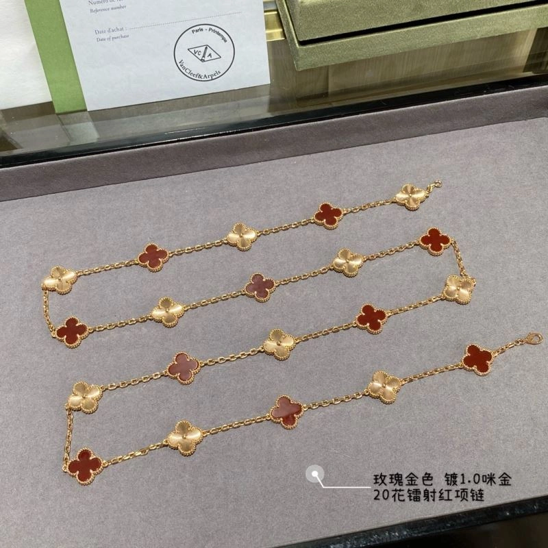 Discounted Vca Necklaces