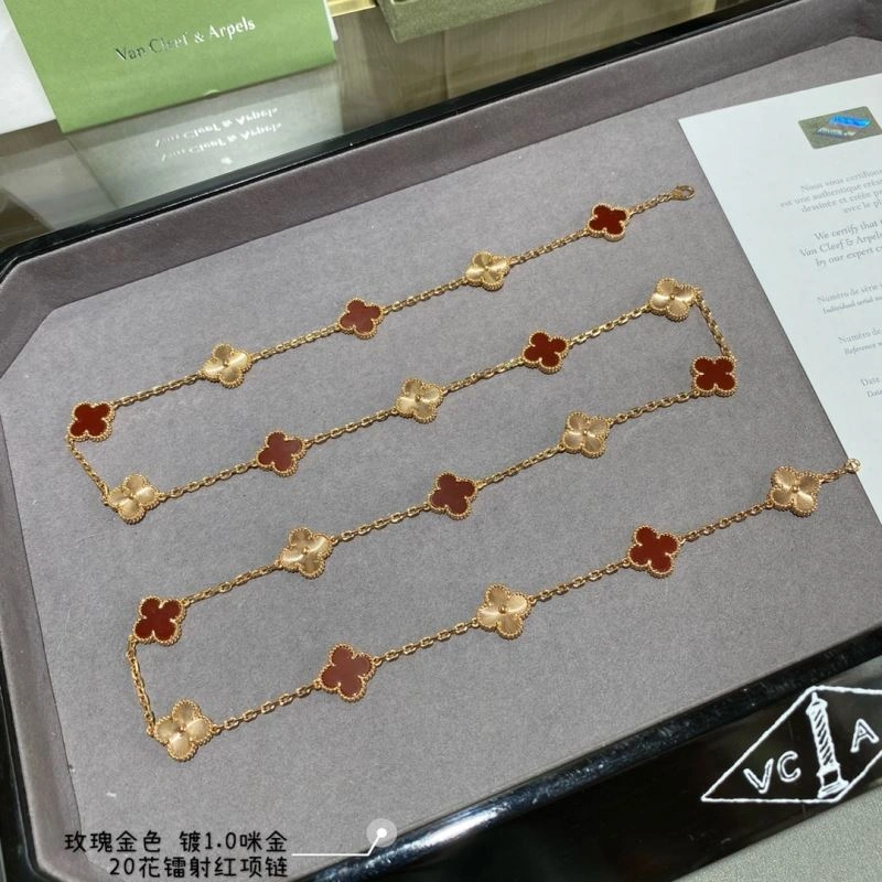 Discounted Vca Necklaces