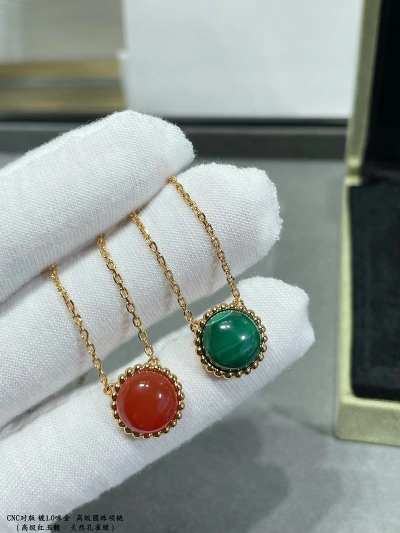 Official Vca Necklaces
