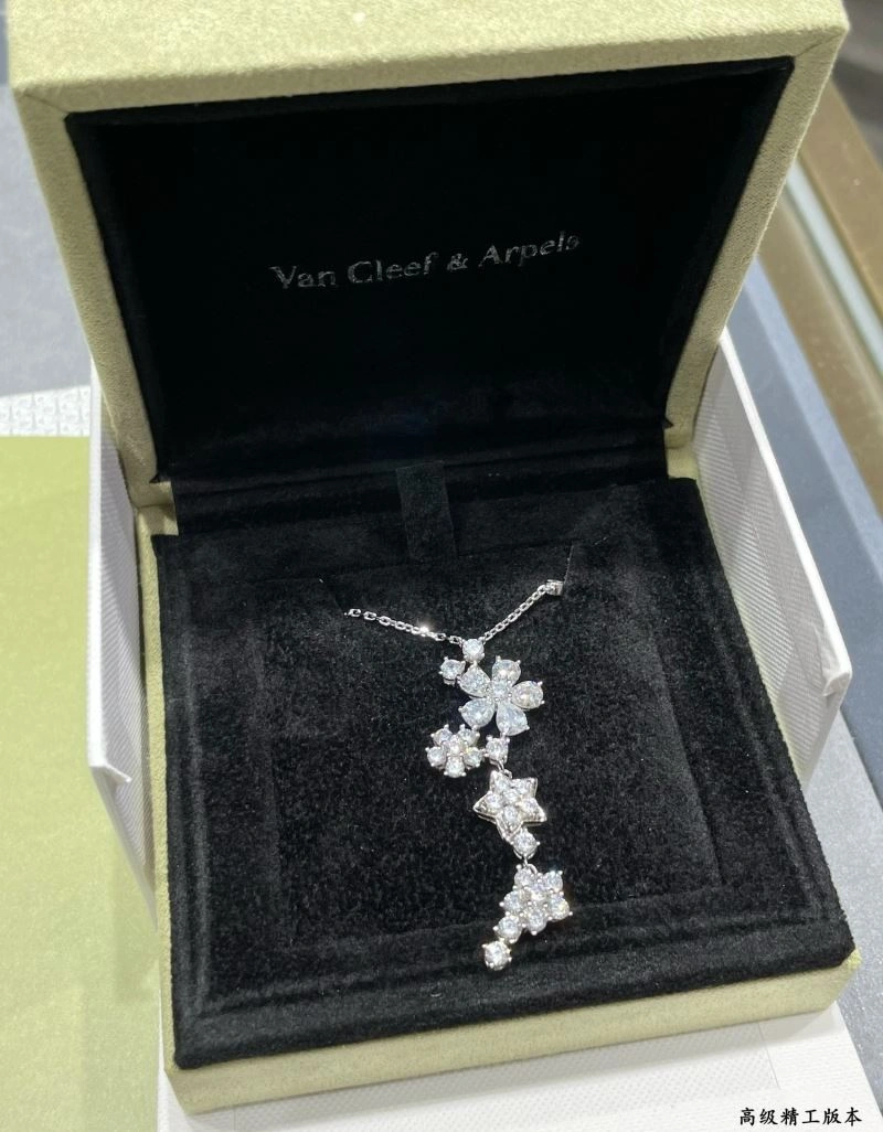 Budget-friendly Vca Necklaces