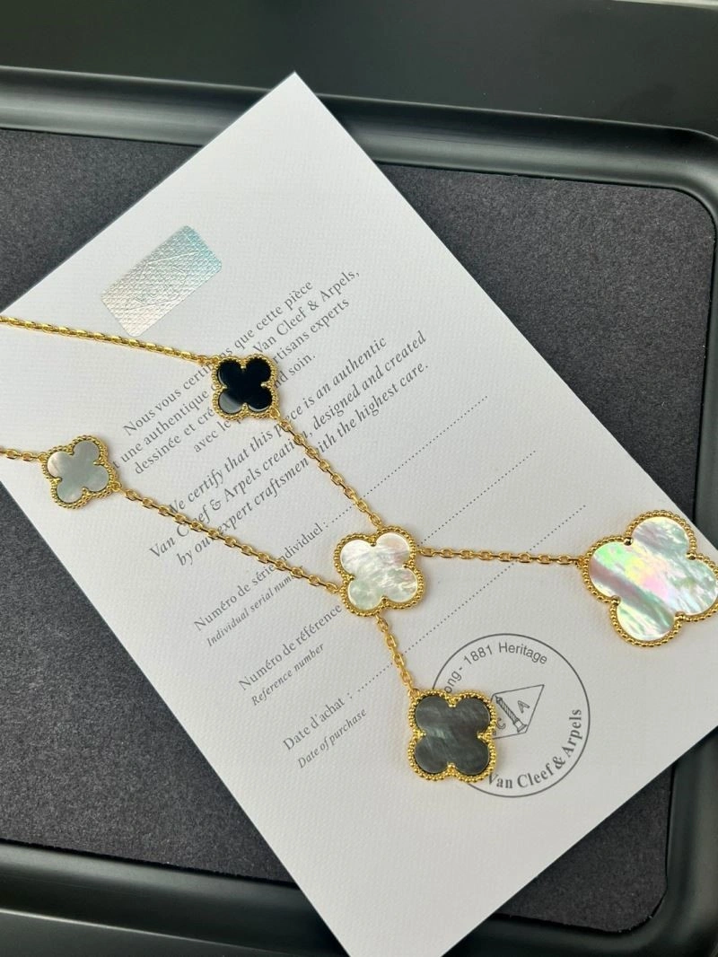 Bargain Vca Necklaces