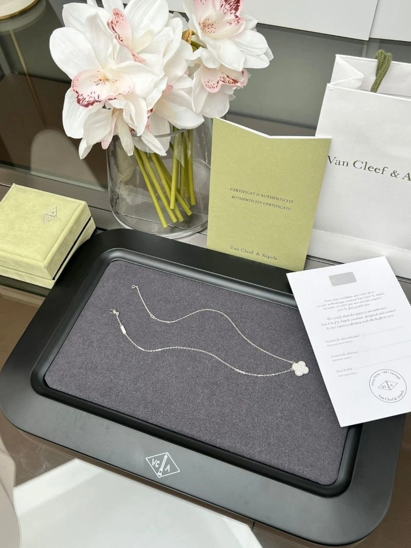 Top mirror Vca Necklaces