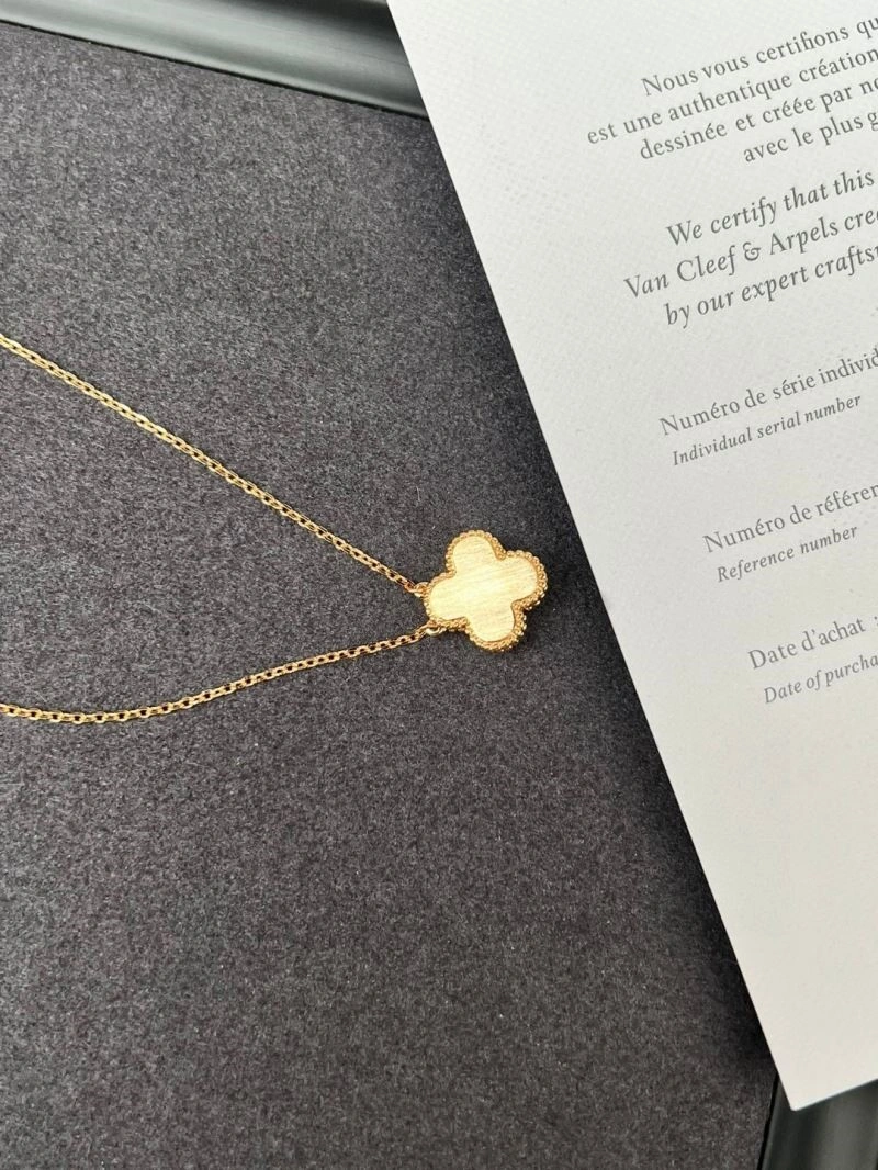 Brand-authenticated Vca Necklaces