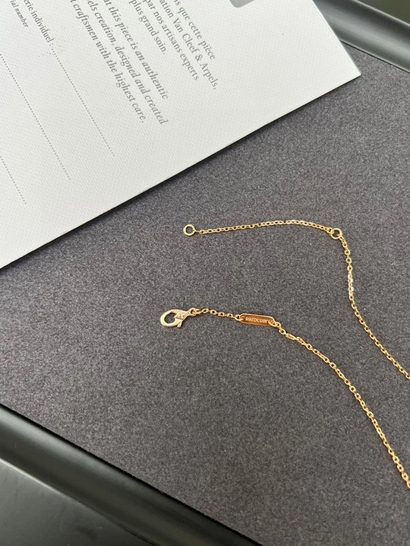 Brand-authenticated Vca Necklaces