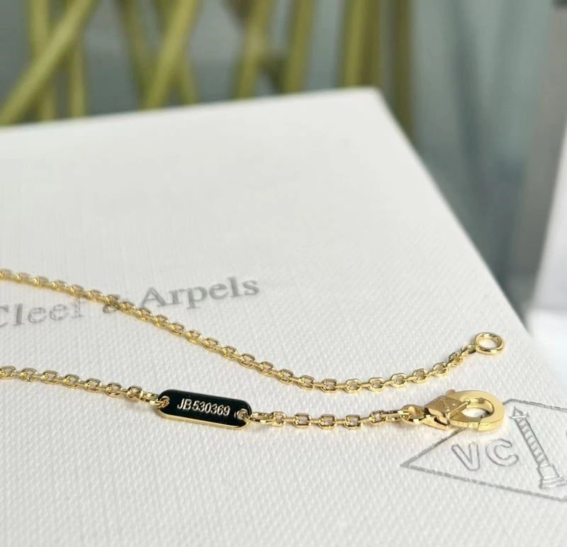 High fidelity Vca Necklaces