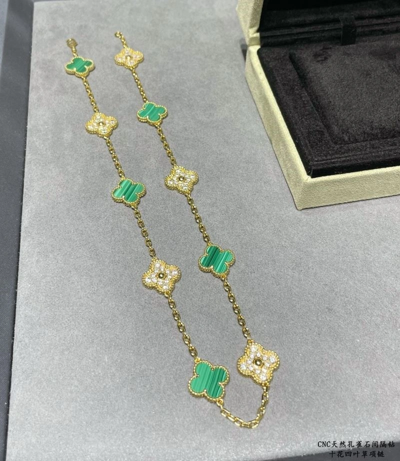 Cut-rate Vca Necklaces