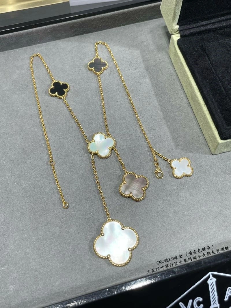 Precise copy Vca Necklaces