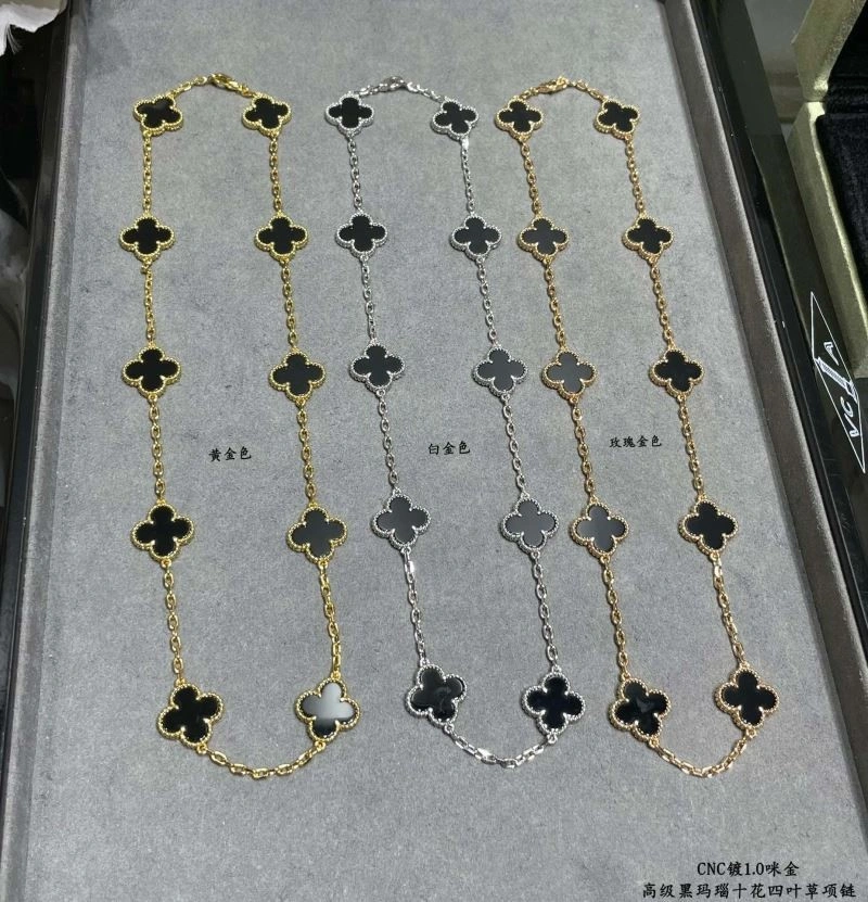 Brand-authenticated Vca Necklaces