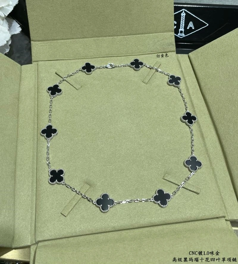Brand-authenticated Vca Necklaces