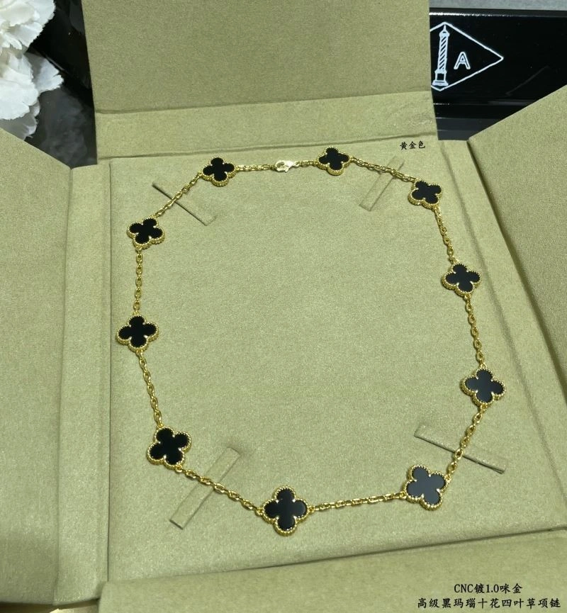 Brand-authenticated Vca Necklaces