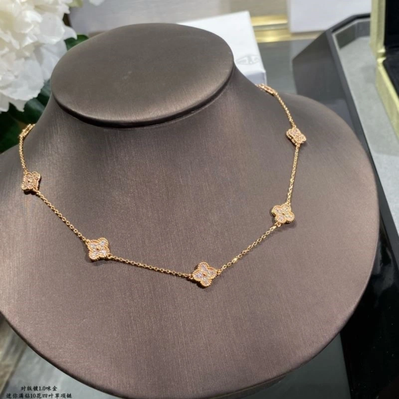 OEM Vca Necklaces