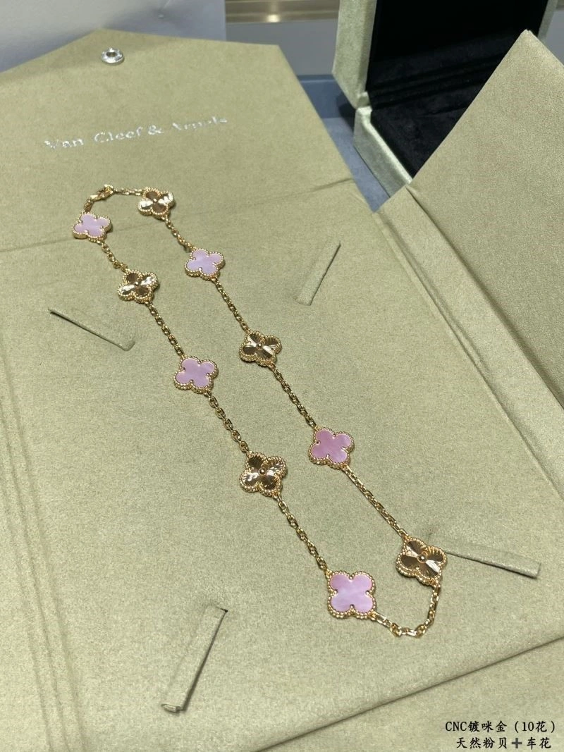 Bargain Vca Necklaces