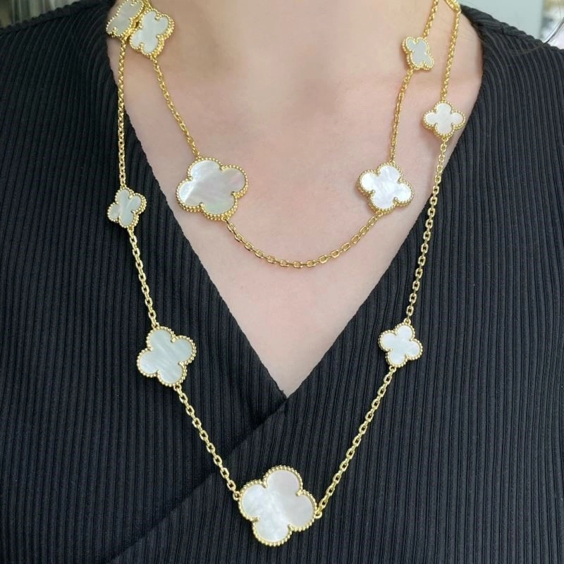 OEM Vca Necklaces