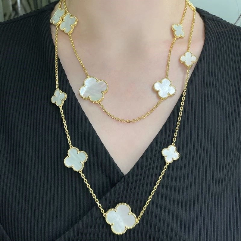 OEM Vca Necklaces
