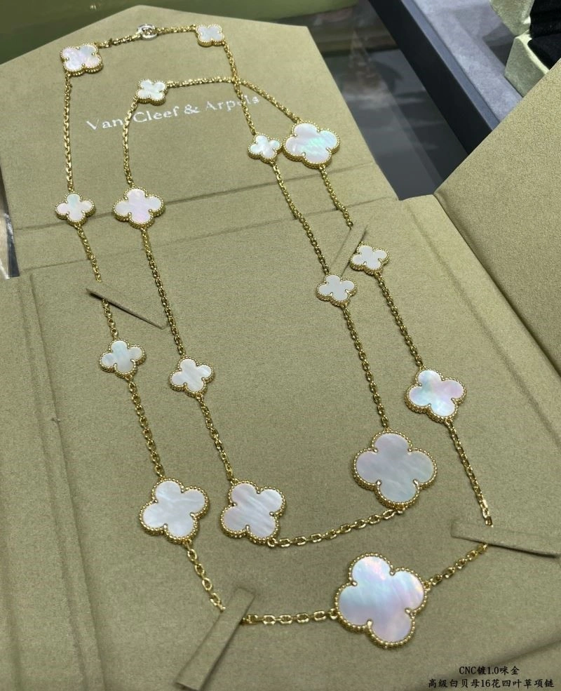 OEM Vca Necklaces