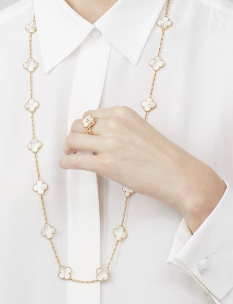 Official Vca Necklaces