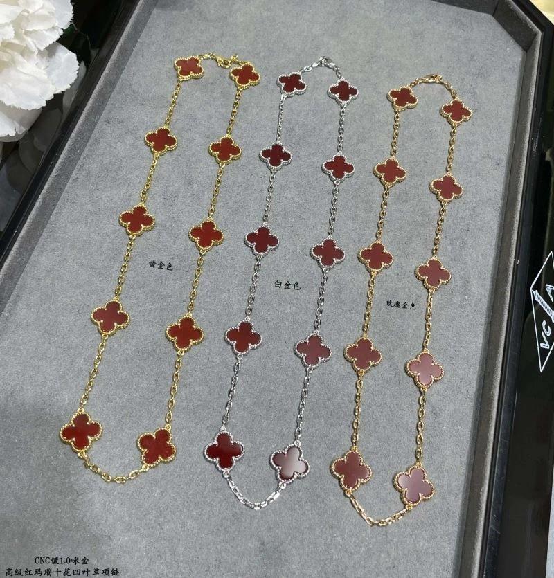 Discounted Vca Necklaces