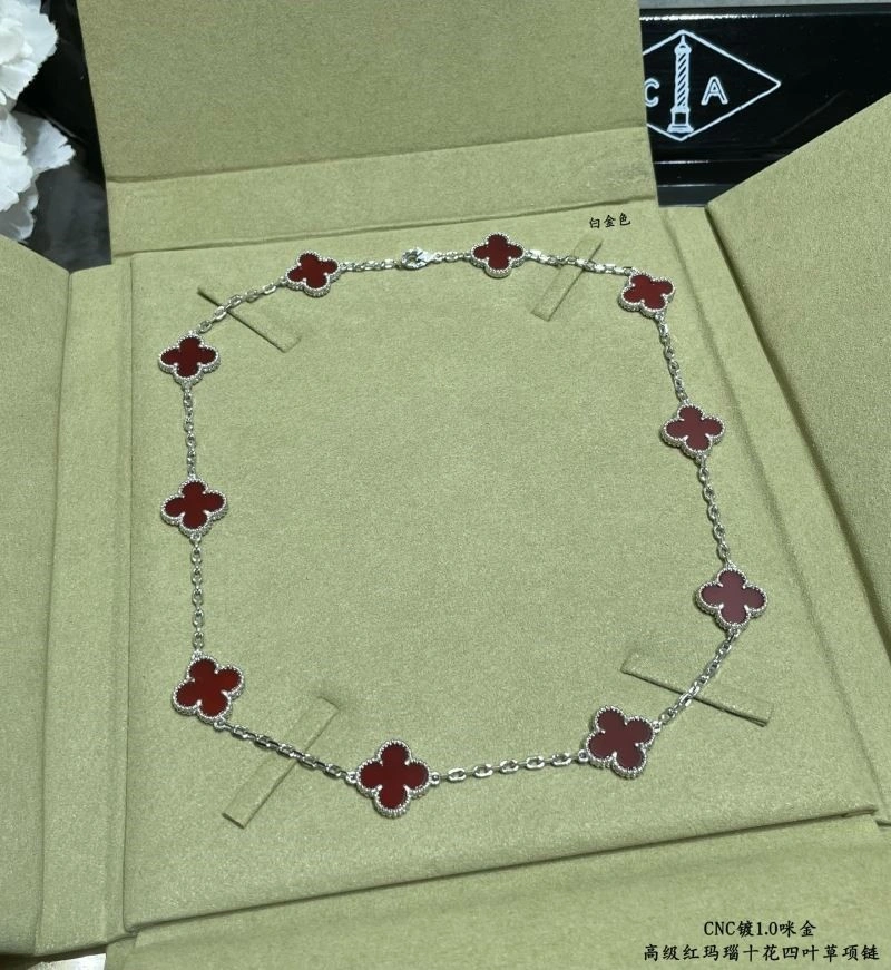 Discounted Vca Necklaces