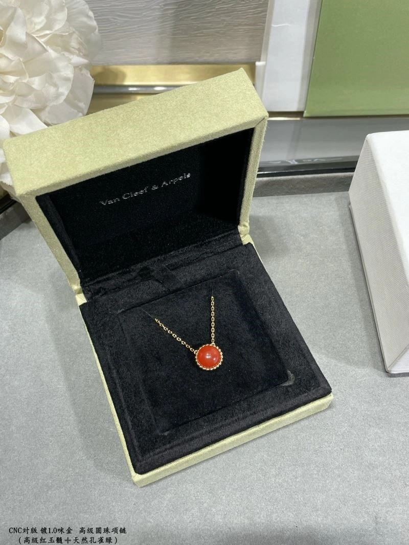 Reasonably priced Vca Necklaces